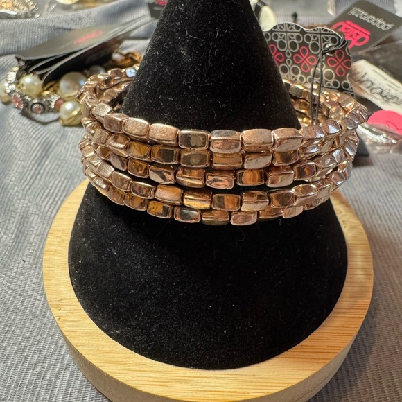 paparazzi | Jewelry | Paparazzi Shimmering Gold Bracelet | Poshmark